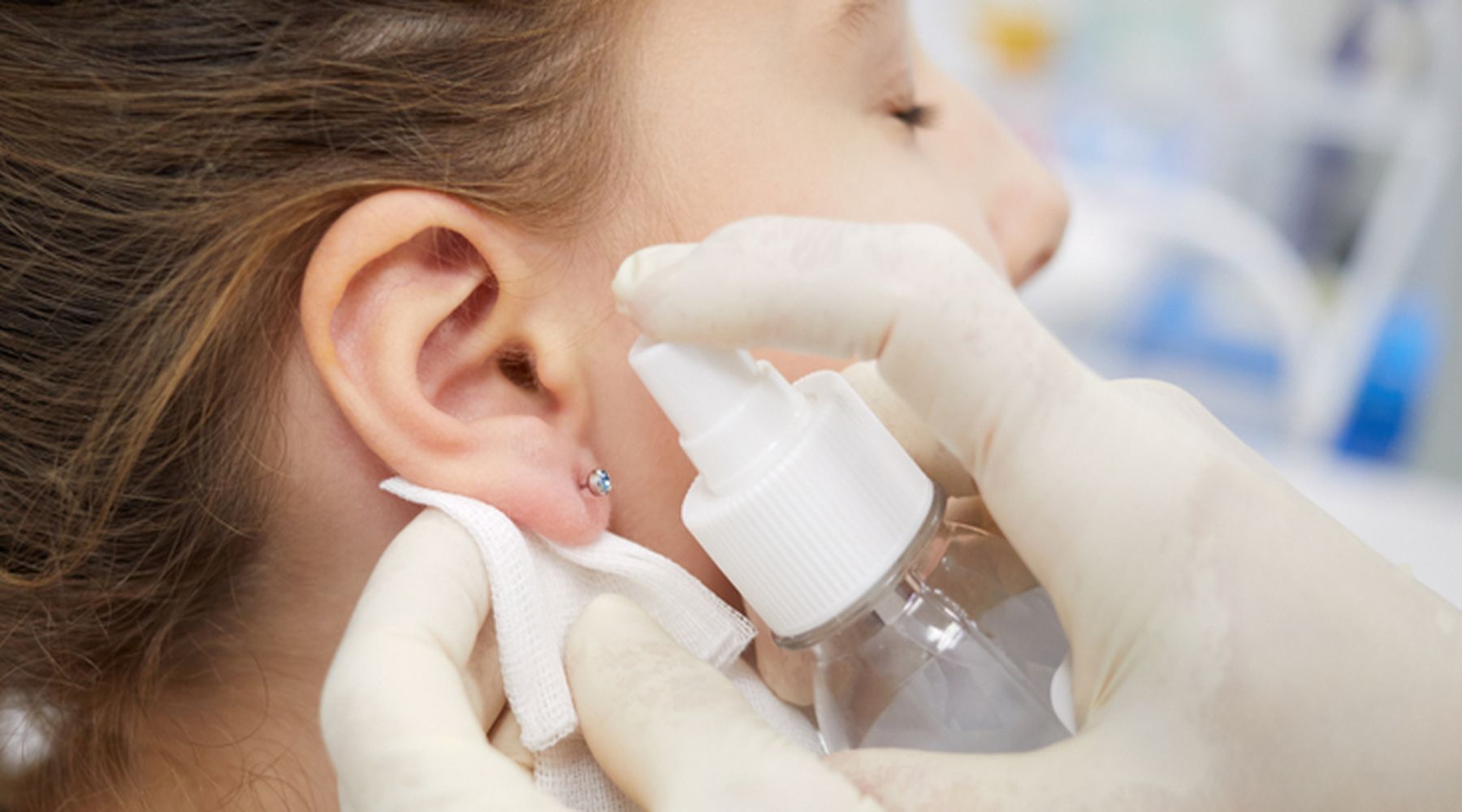 Piercing Gun vs. Piercing Needle – Lark and Berry